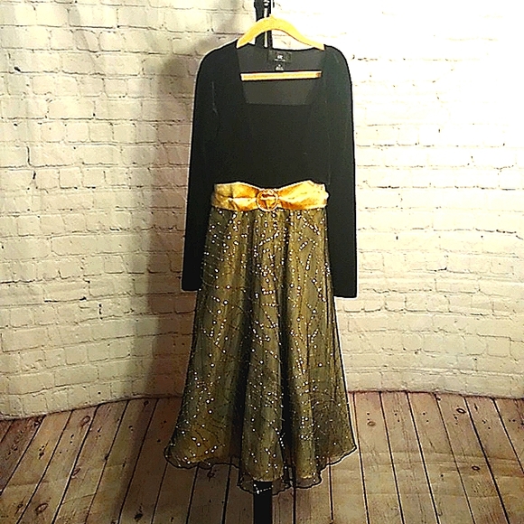 Iz Byer | Dresses | Iz Amy Byer | Poshmark